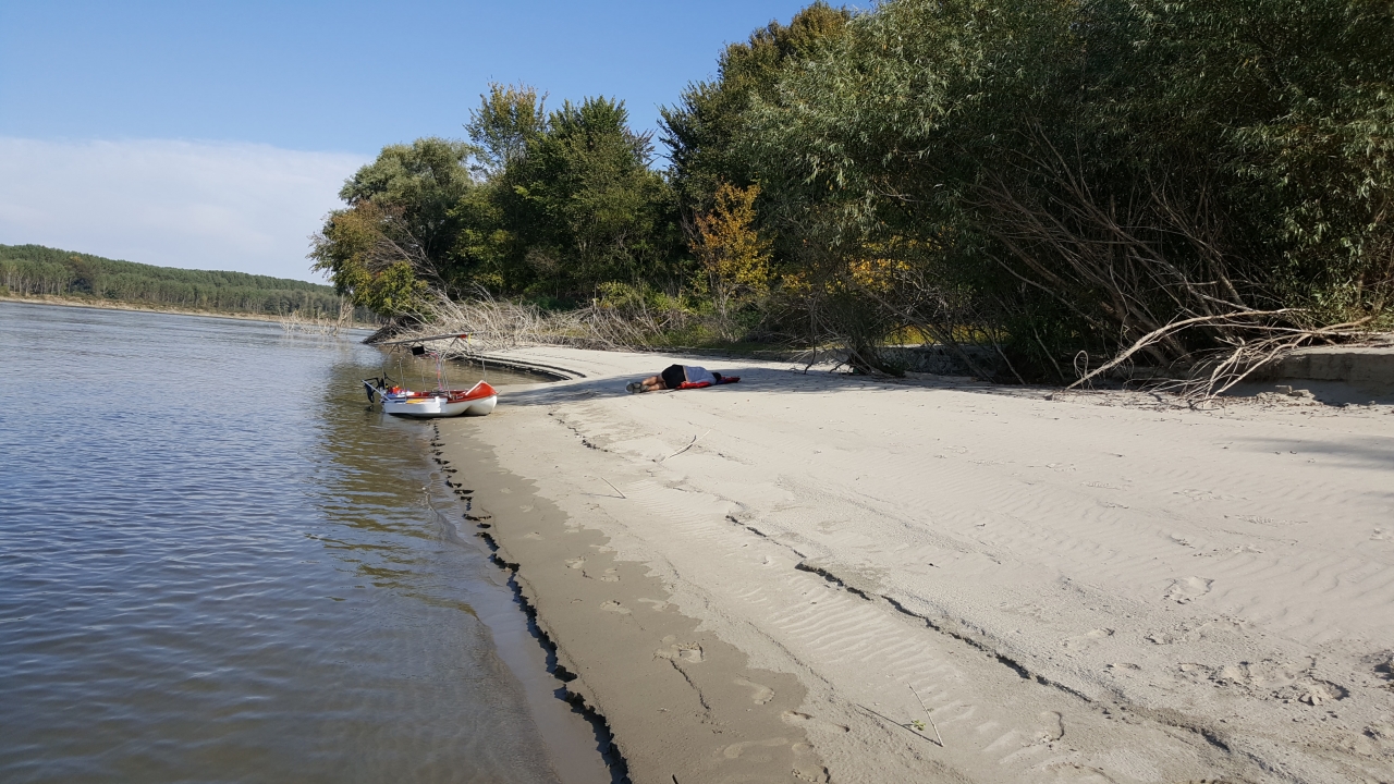 Dorobantu Channel-Veresti Island
